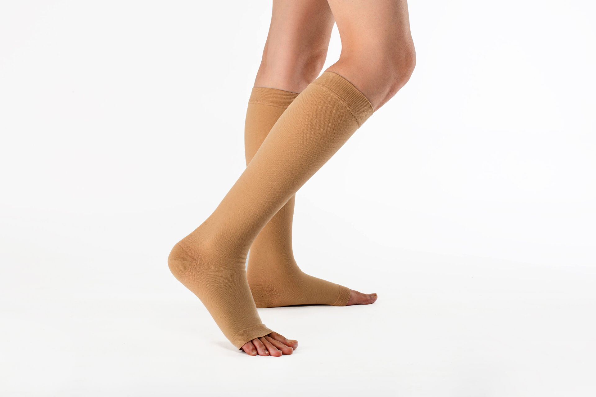 Embrace Summer Freedom: CHIVA Method Reduces Postoperative Compression ...